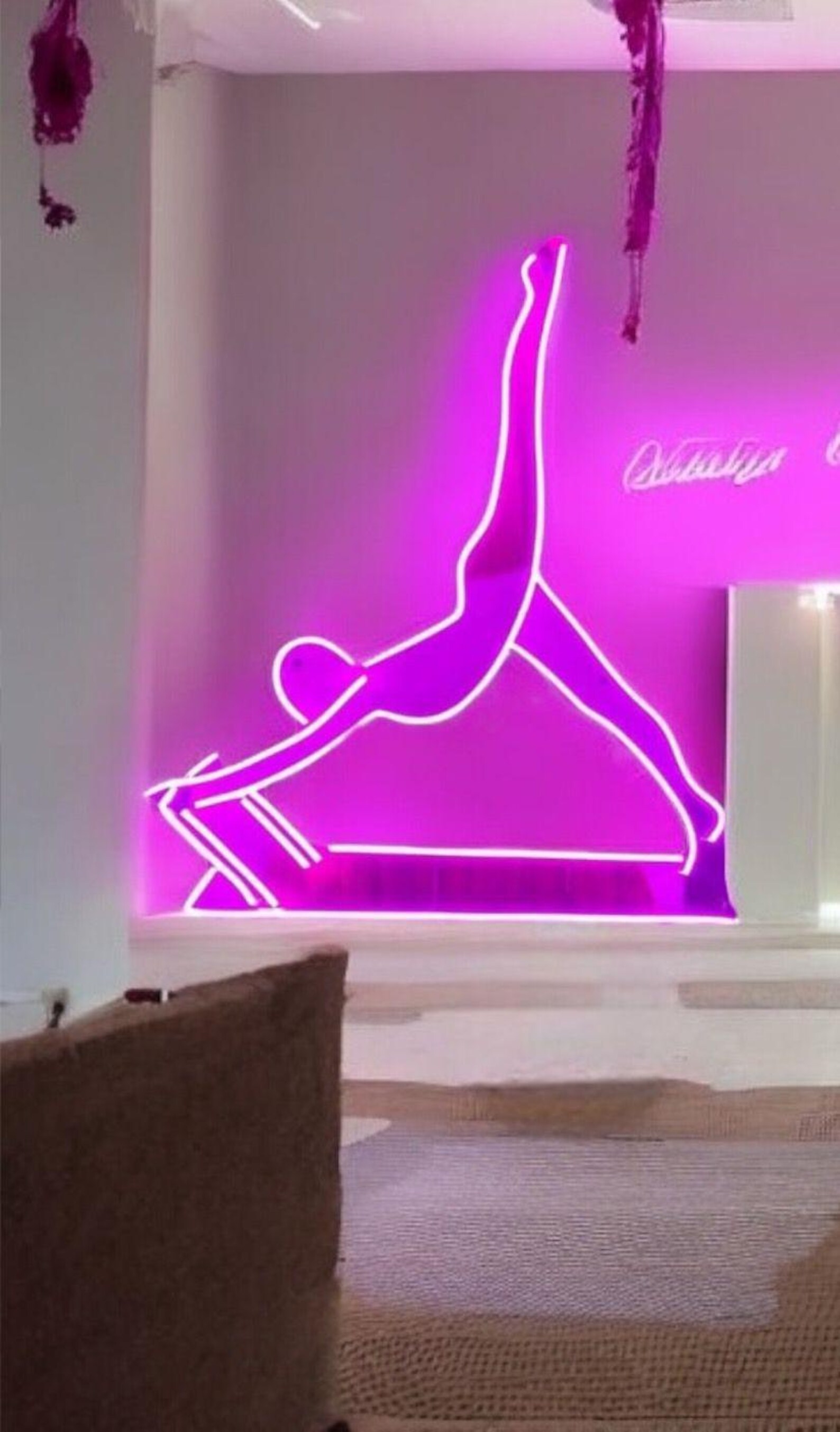 Pilates Neon Sign, Pilates Woman Figure Illuminated Neon Sign, Pilates ...