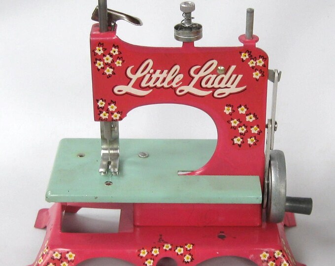 1950s Childs Pink Little Lady Sewing Machine Elm City Toy Products ...