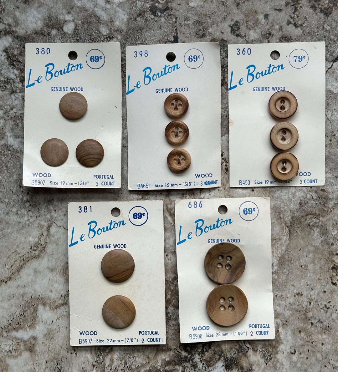 Vintage Le Bouton Brown Wooden Buttons - Etsy