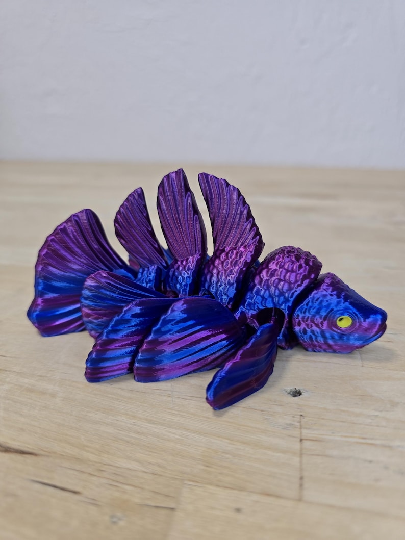 3D Printed Articulated Beta Fish: Poseable Aquarium Decor - Etsy