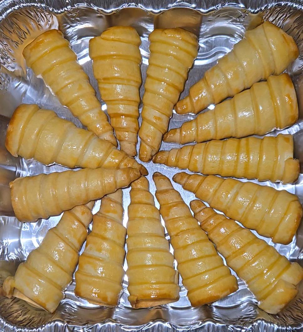 Authentic Haitian Meat Cornets (20 Pack) - Savory Shortcrust Pastry - Etsy