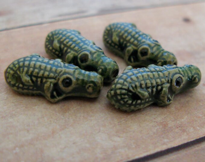 20 Tiny Glazed Alligator Beads Gator Beads Peruvian Beads - Etsy