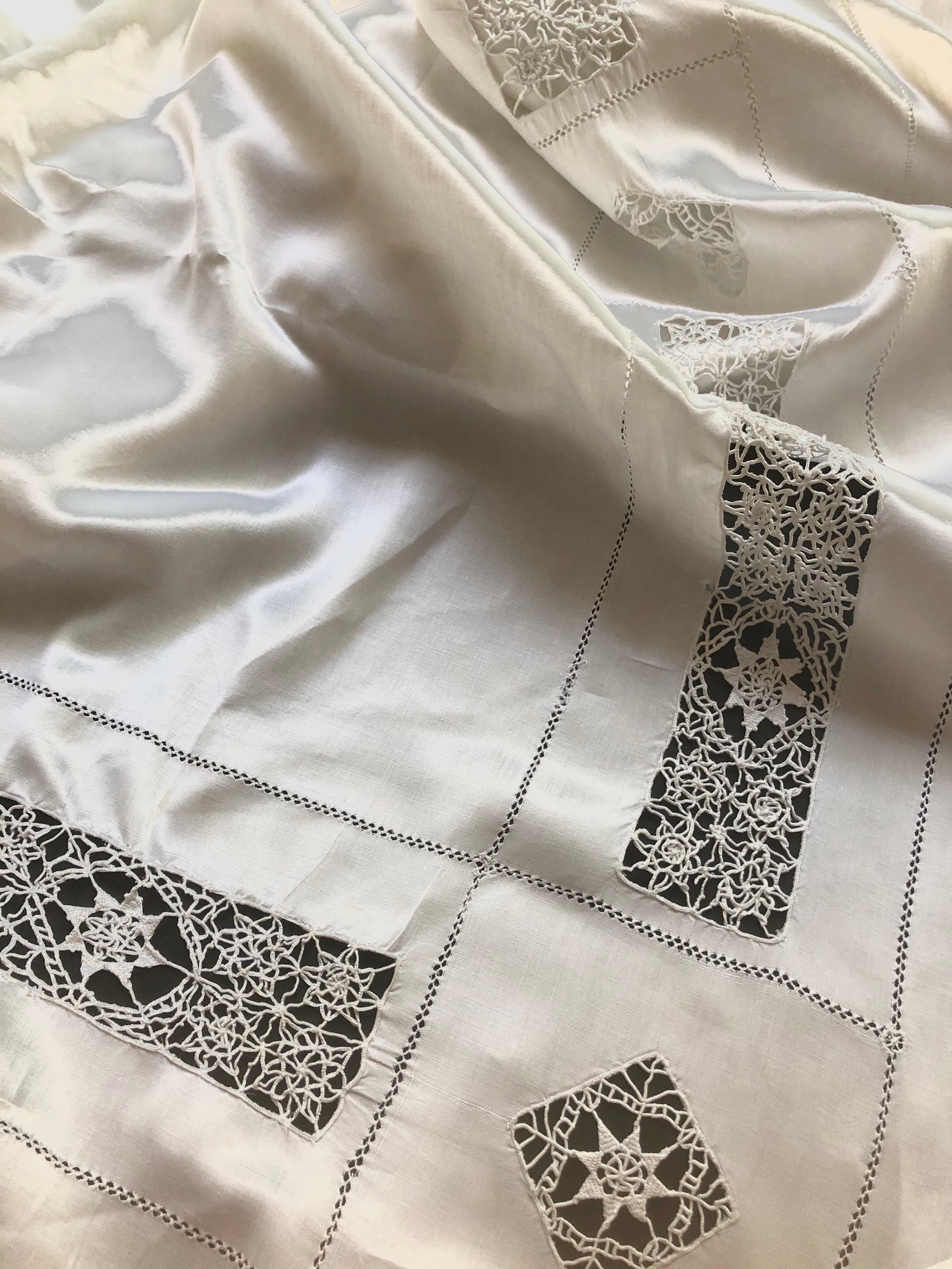 Fine Linen Sheet Italian Reticella Needle Lace Hand Embroidery Fine ...
