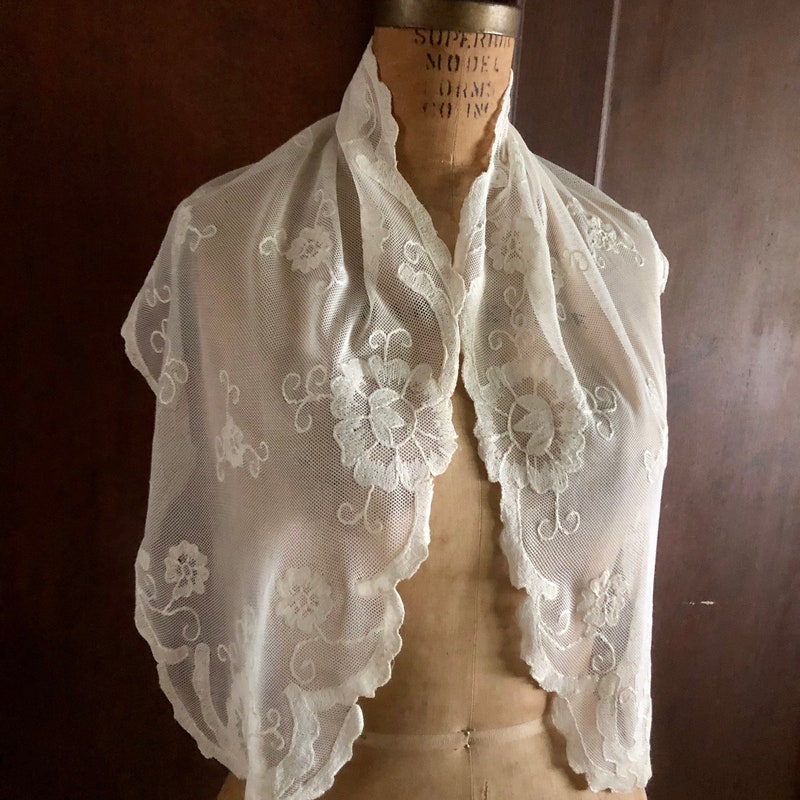 Victorian Shawl - Etsy