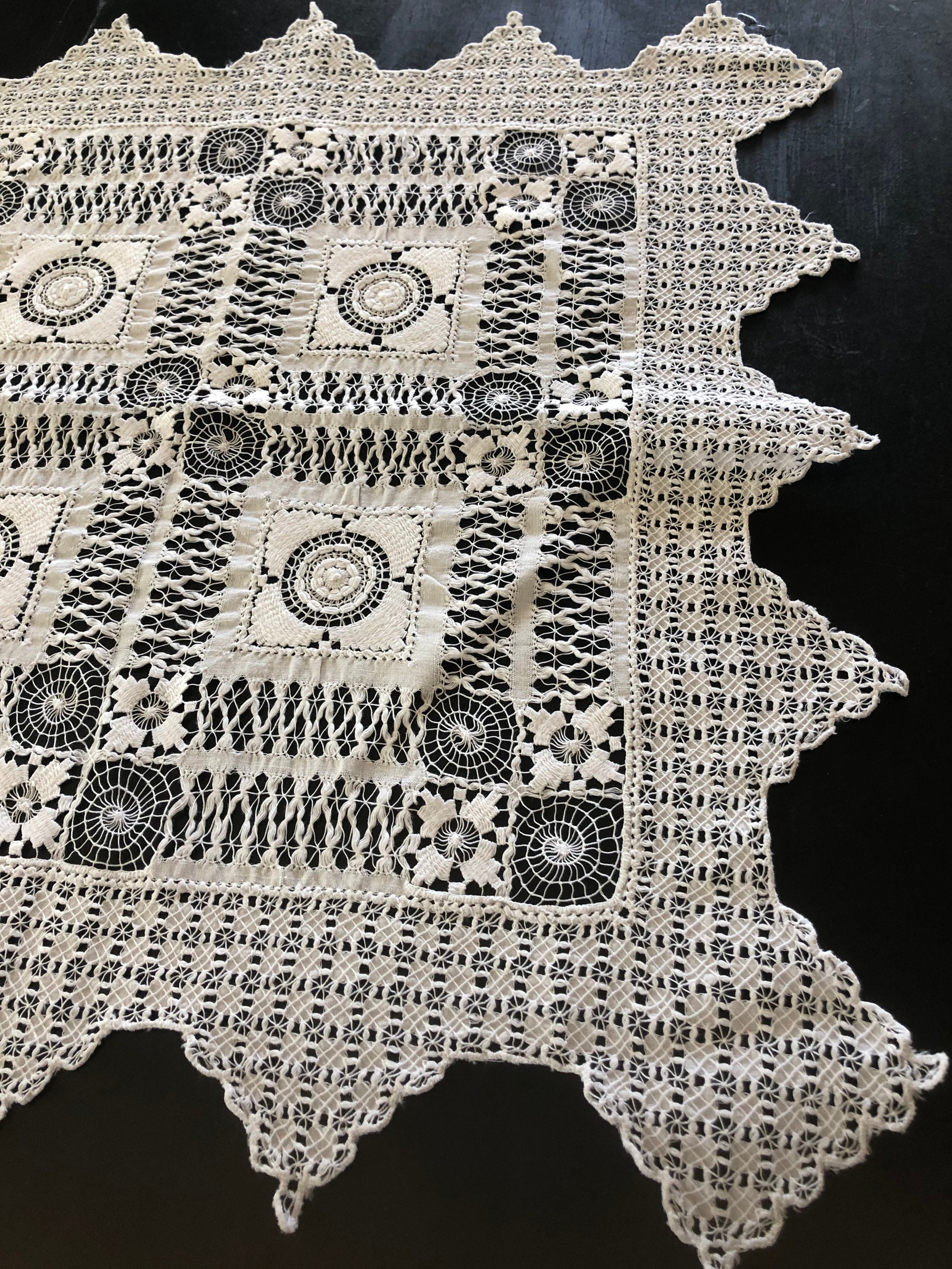 Lace Linen Centerpiece Amazing Needlework Spanish Lace or | Etsy