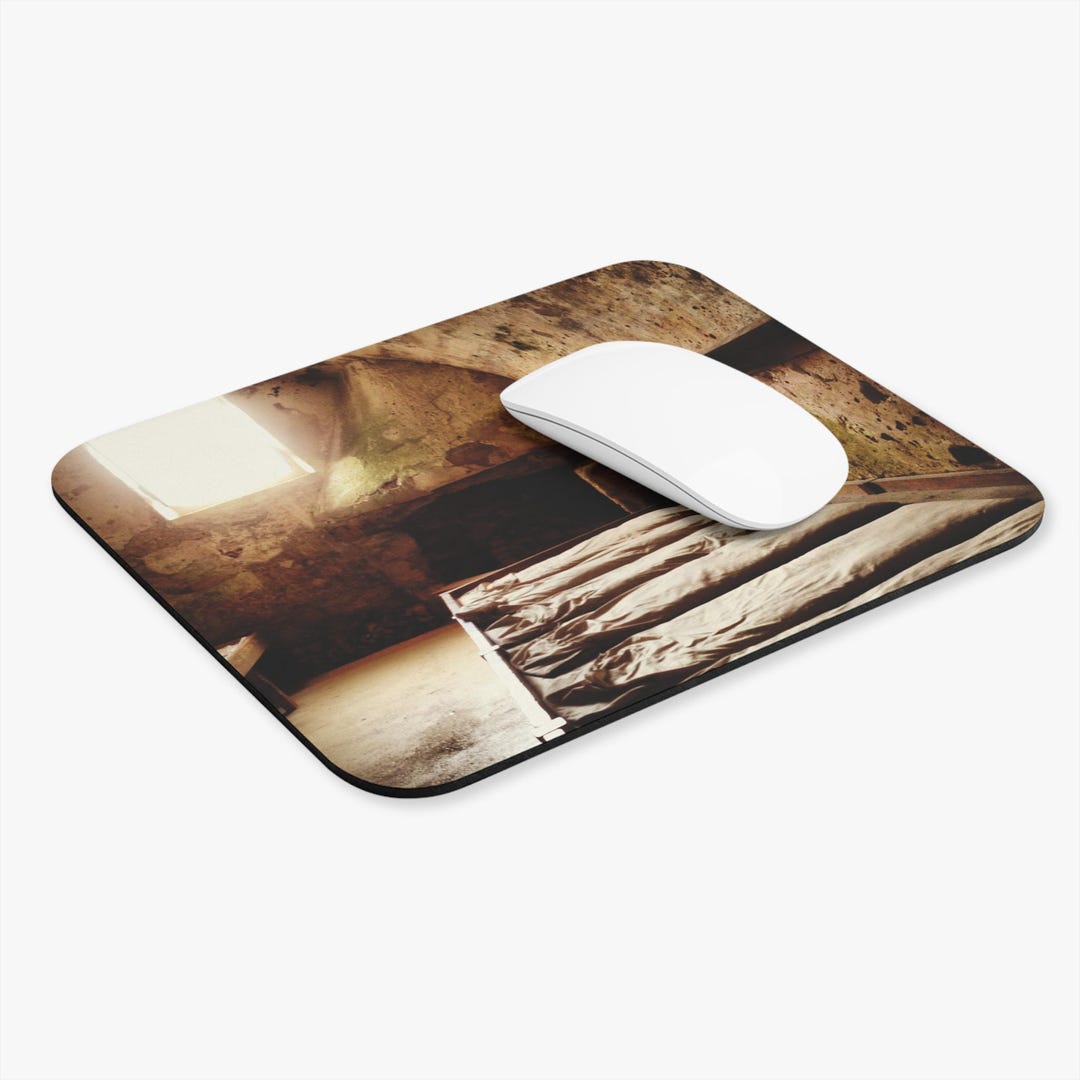 Vintage Room Mouse Pad, Cozy Home Office Decor, Desk Accessory, Gift ...
