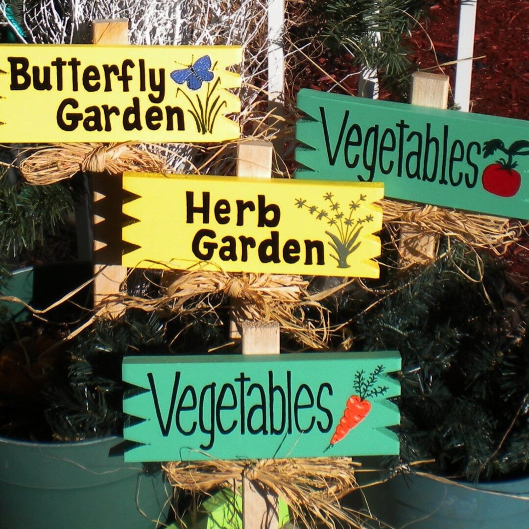 4 Sets of Small Garden Signs in the Summer and Fall Colors of Vegetable ...