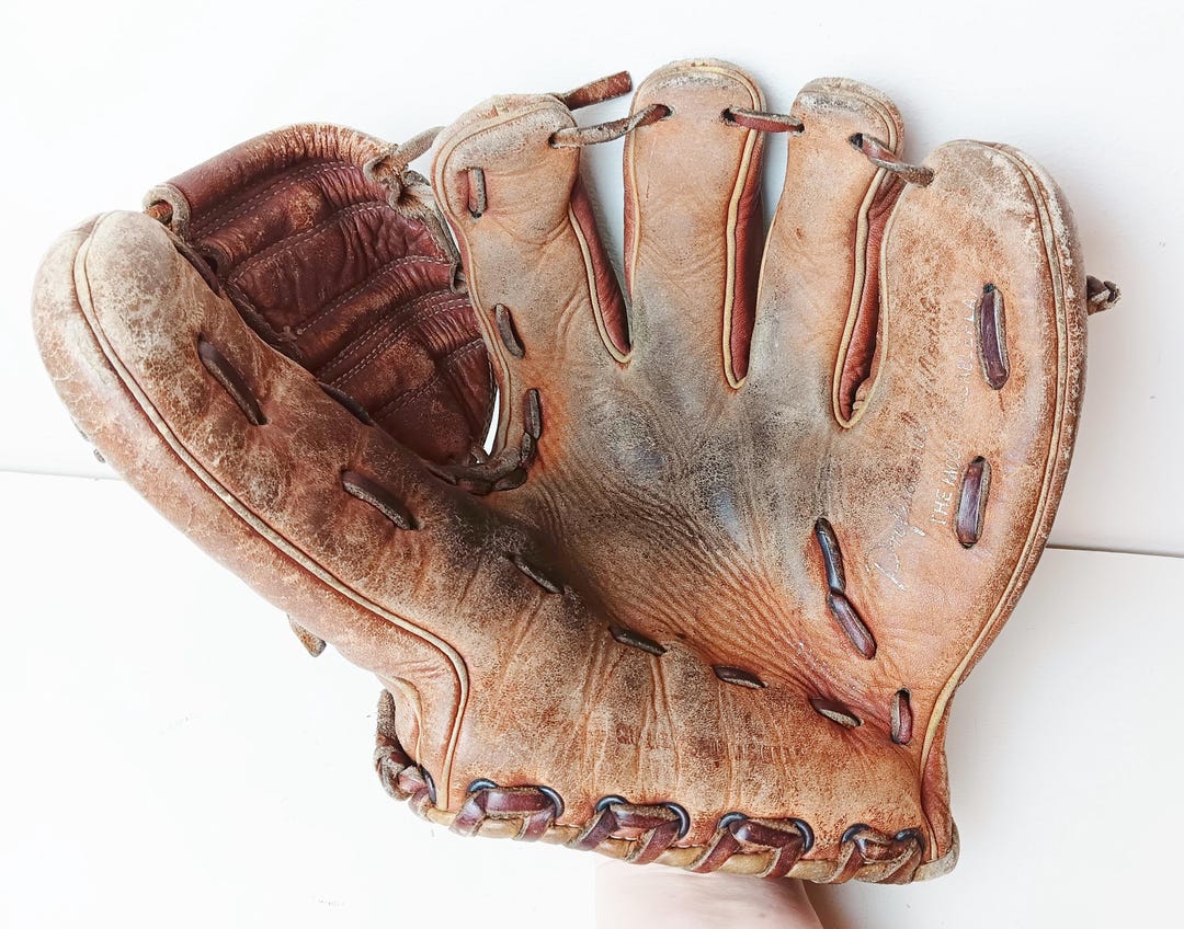 Vintage Leather Baseball Glove Large Mitt With Aged Patina RHT Right ...