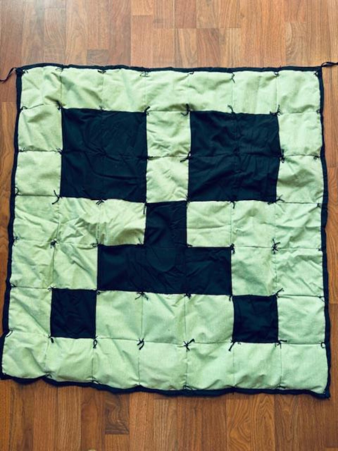Mine Craft Creeper Knotted Quilt Custom 39" X 40.5" Hand Made Wall ...