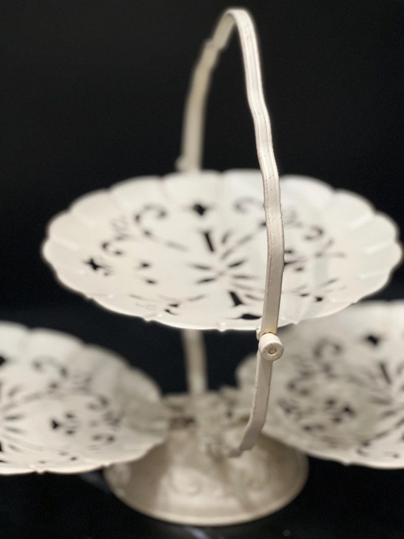 Vintage Victorian Ivory 3 Tier Folding Dessert Pastry Sever. - Etsy