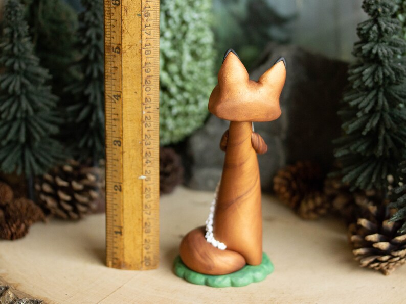 Red Fox Makes a Daisy Chain Red Fox Figurine | Etsy