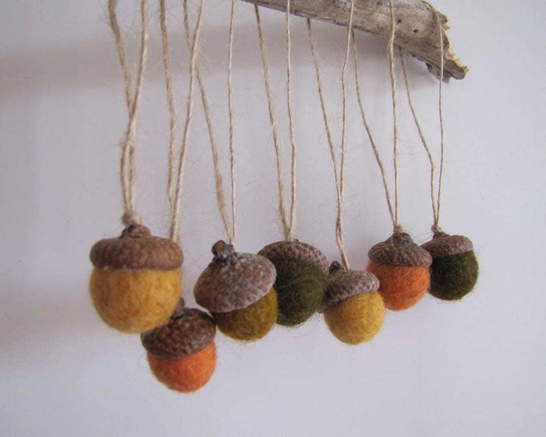 Felt Acorns, 8 Wool Acorns, Fall Tree Decor, Acorn Ornaments, Acorn ...