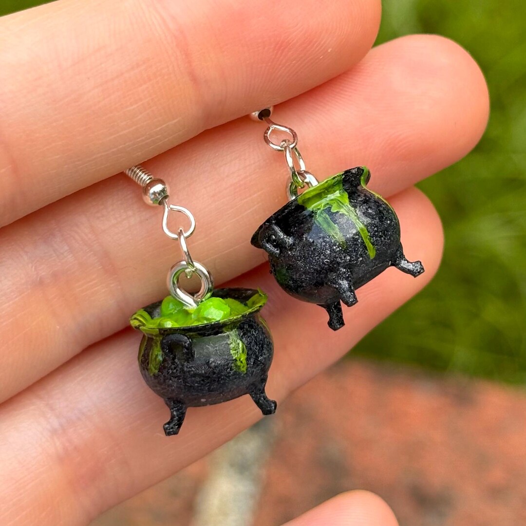 Sydsminis Hand-sculpted Witch Cauldron Dangle Earrings, Green Bubbling ...