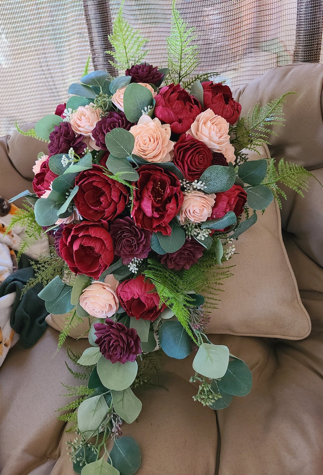 Dark Burgundy Red and Blush Pink Wood Cascade Bouquet, Wooden Bridal ...