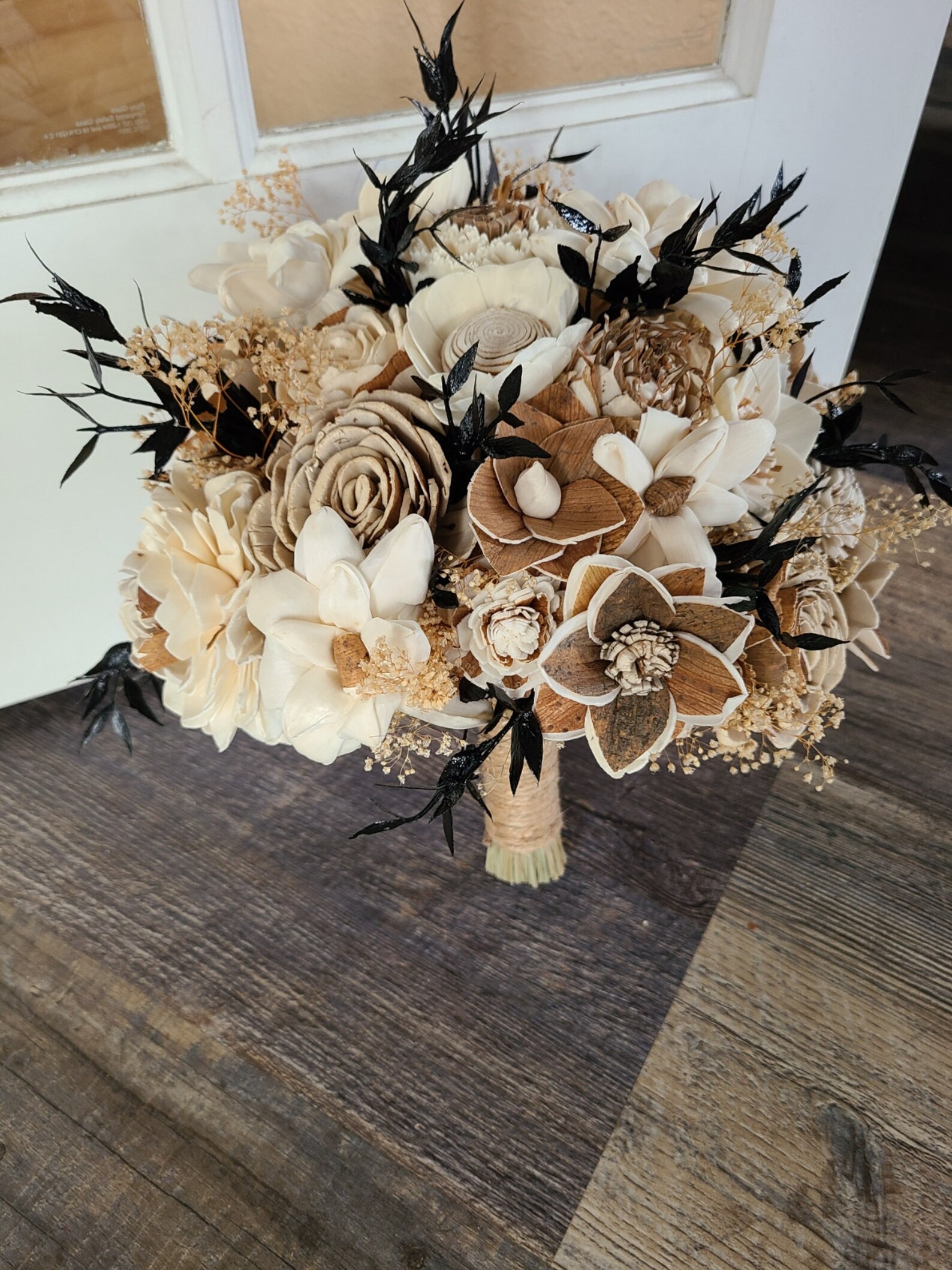 Black and Gold Bouquet, Champagne and Ivory Bouquet, Neutral Wooden ...