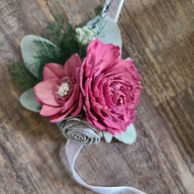 Winter Corsage - Etsy