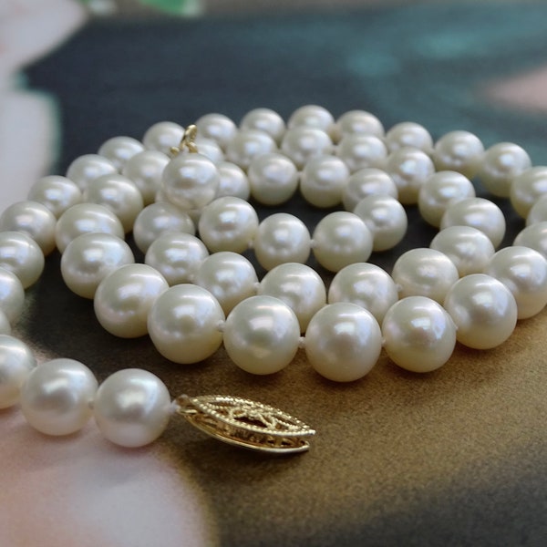 One Pearl Necklace - Etsy