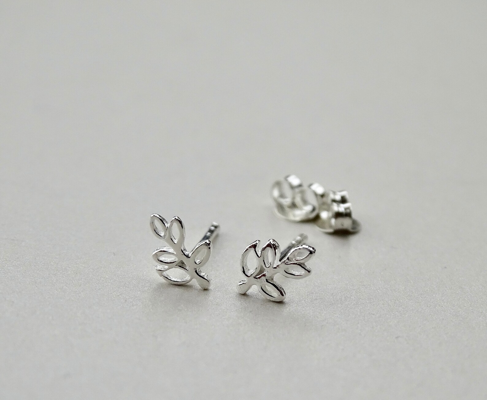 Gold Leaf Studs Minimalist Studs Everyday Tiny Branch Studs - Etsy
