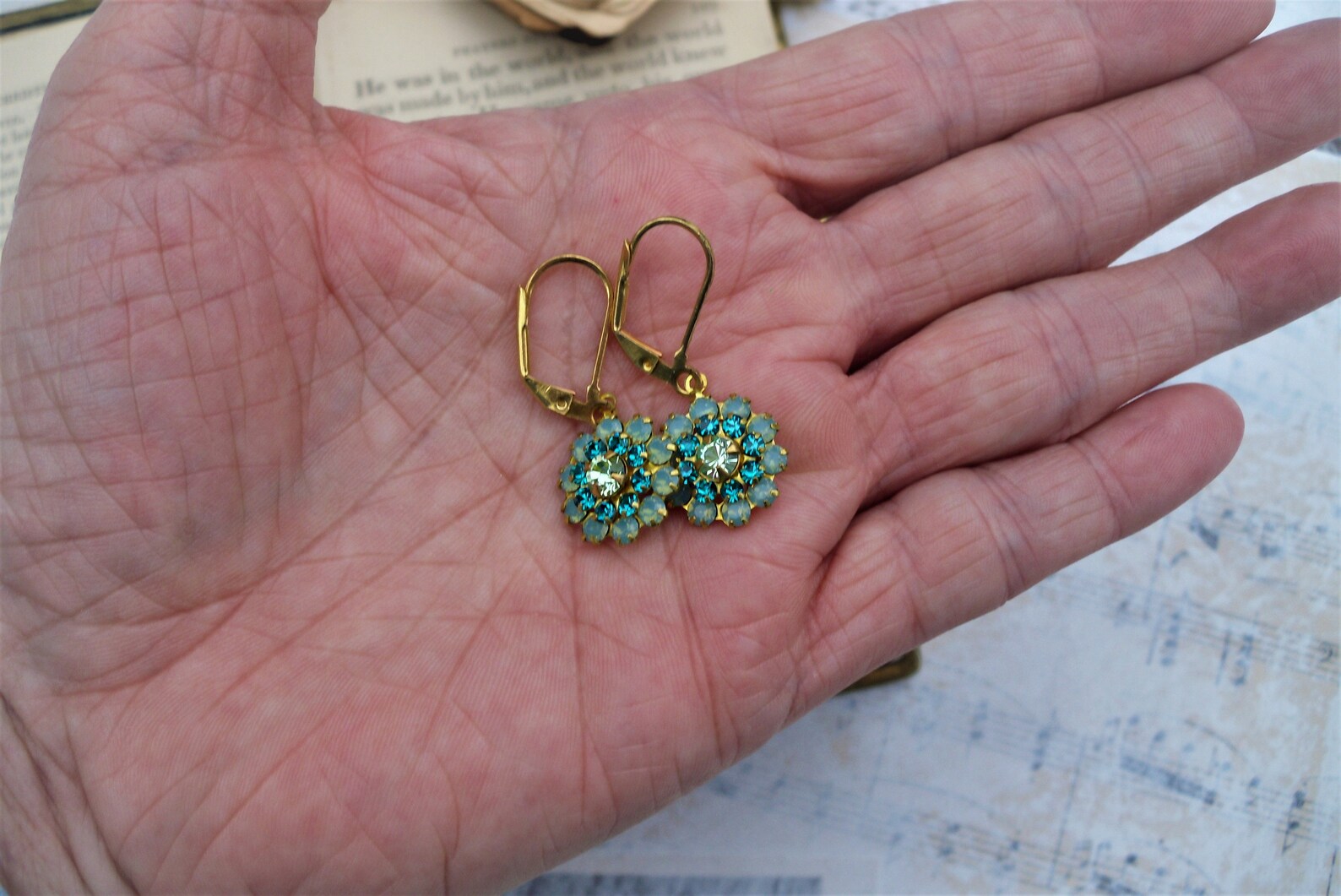 Oceans Deep Vintage Pacific Opal Blue Zircon & Chrysolite - Etsy