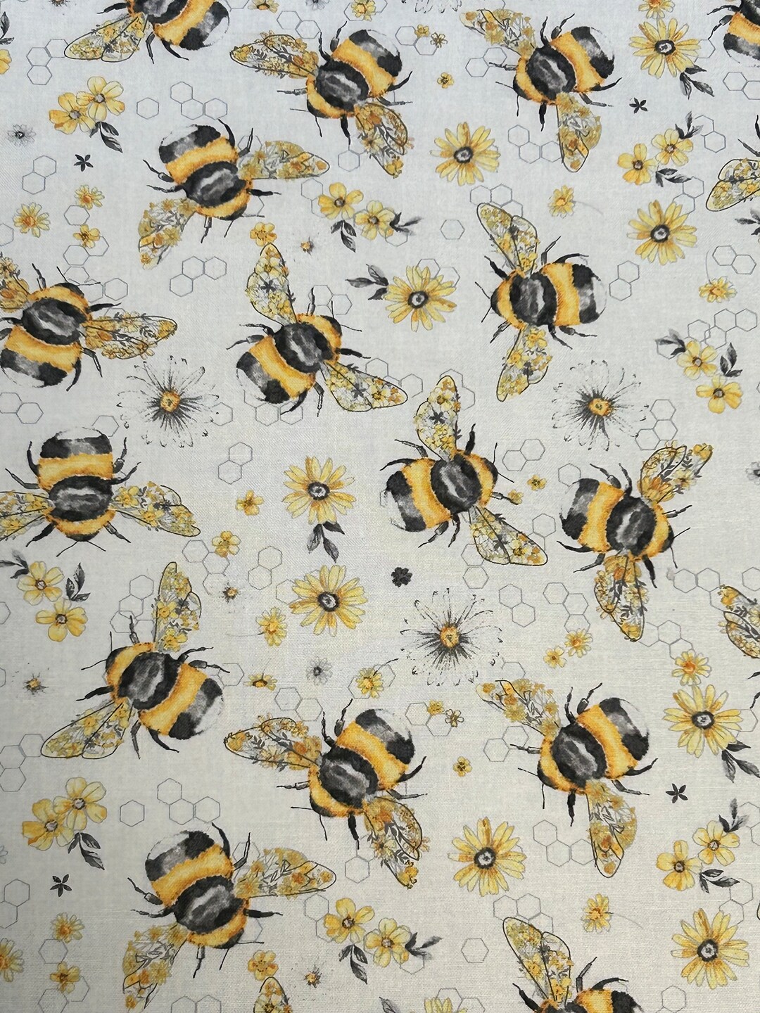 FAT QUARTER Cute Bumblebee Cotton Fabric - Etsy