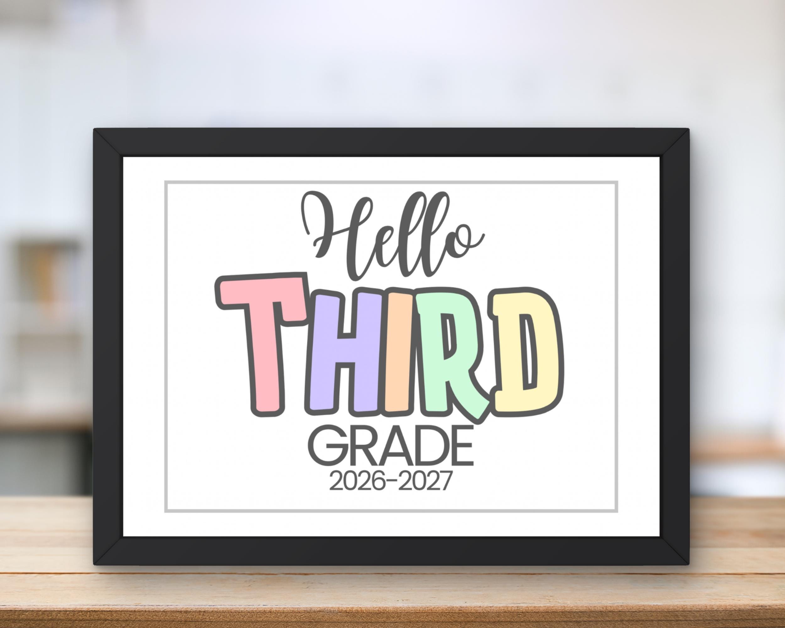 Printable Hello Third Grade Sign First Day of 3rd Grade Photo Prop Sign ...