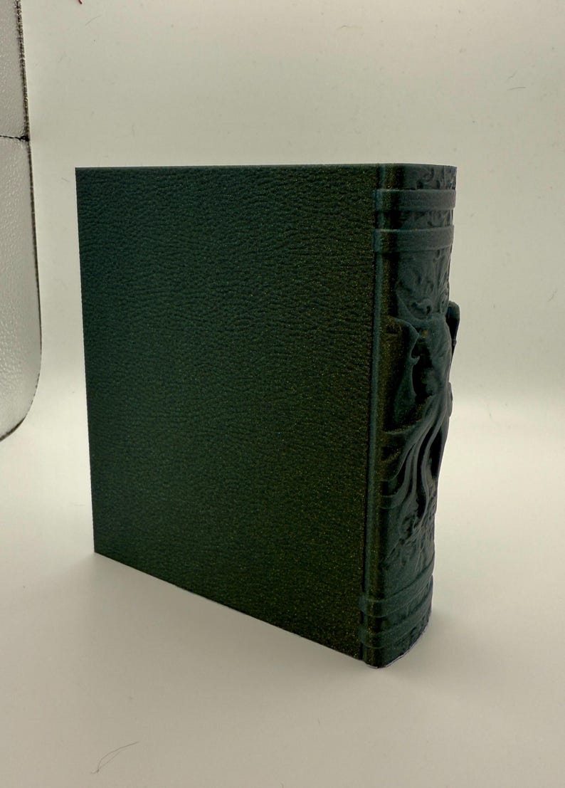 Cthulhu Lovecraft Hidden Card & Dice Tray Tome – Gothic Fantasy Secret ...