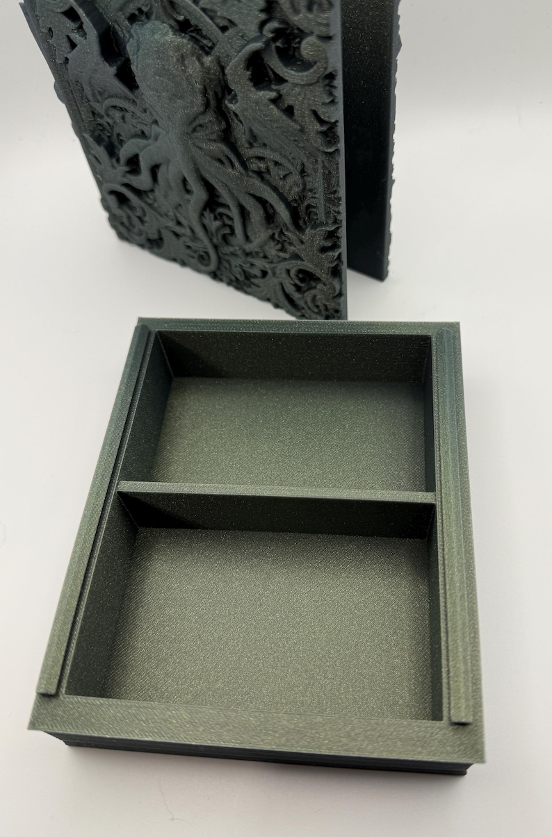 Cthulhu Lovecraft Hidden Card & Dice Tray Tome – Gothic Fantasy Secret ...