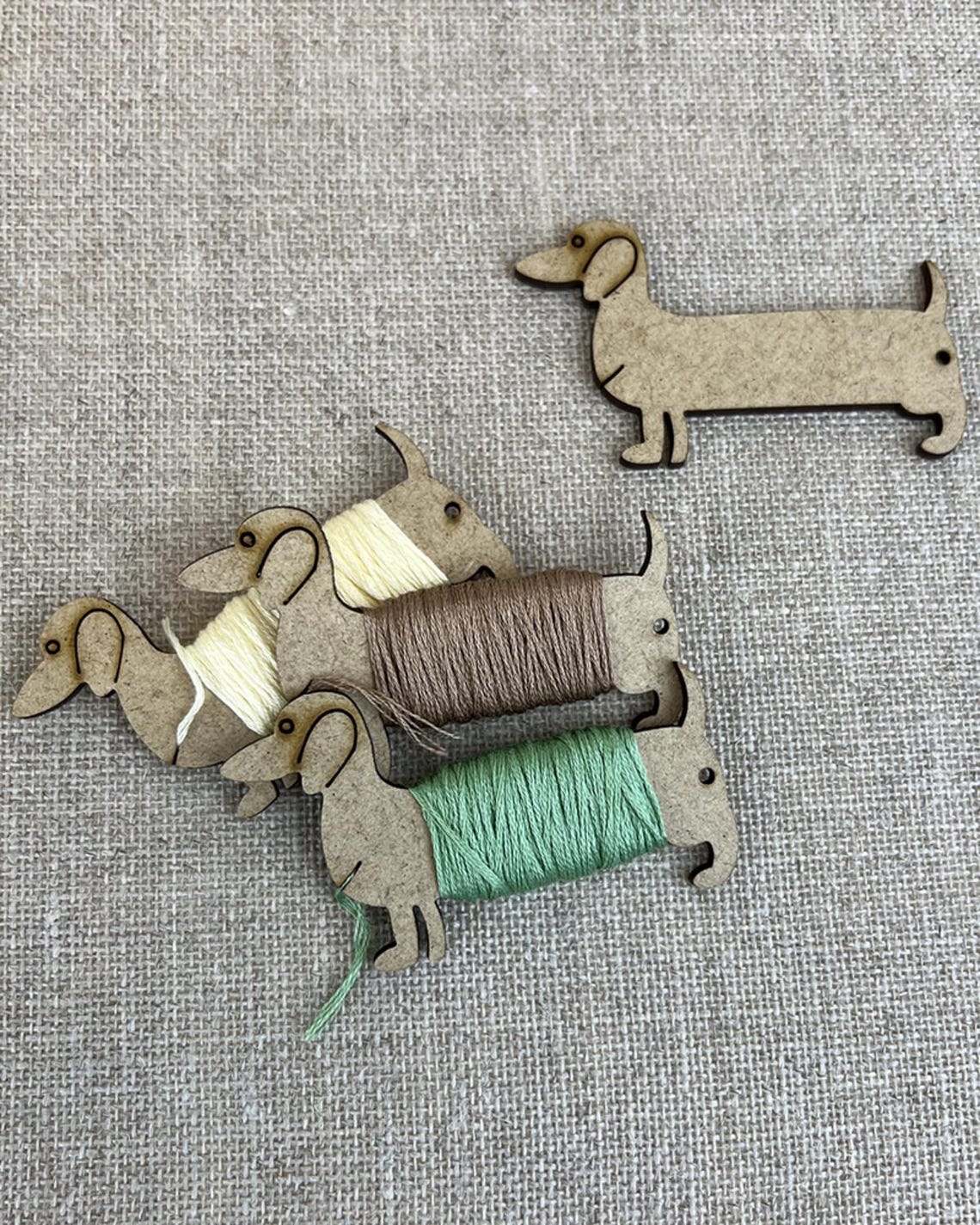 Dachshund Bobbin Display Set, Thread Organizer, Wooden Bobbins ...