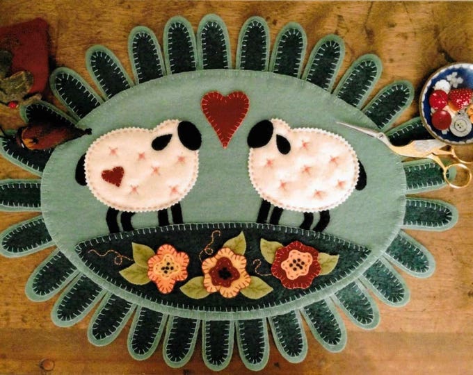 Wool Applique Pattern, Woolen Love, Table Topper, Wool Applique, Sheep ...