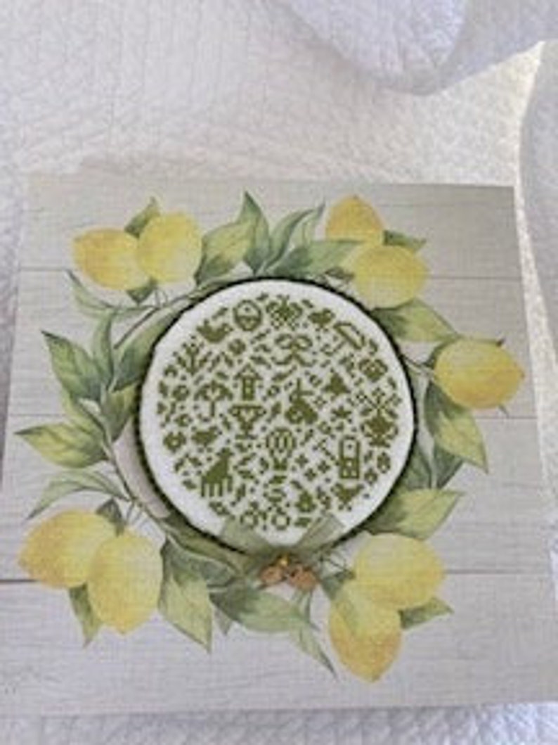 Counted Cross Stitch Pattern Spring in the Round Spring - Etsy