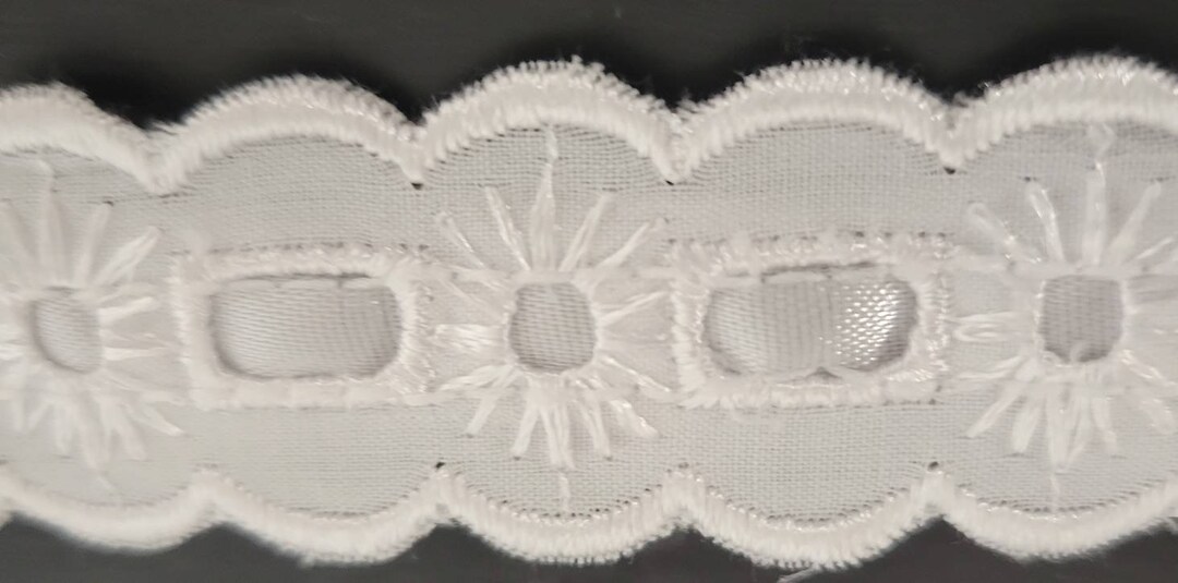 Beaded White Eyelet Lace 7/8" 20 Yards DIY Poly Cotton Sewing Trim for ...