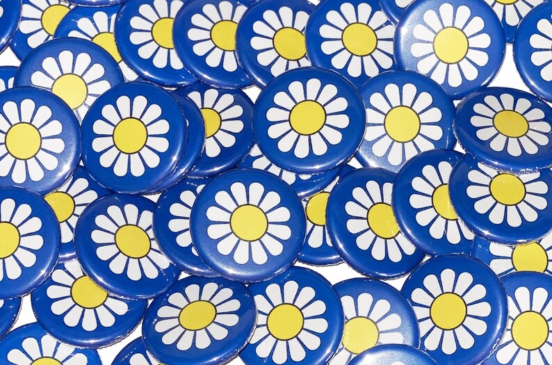 Daisy, Blue, 1", 1.25", Button, Daisy Theme, Daisy Party, Daisy Decor ...