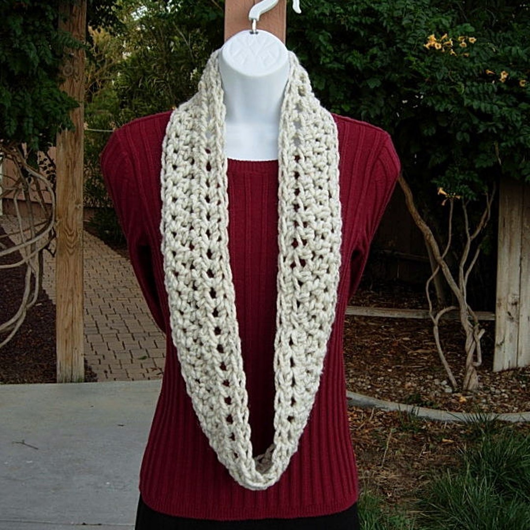 Small INFINITY SCARF, Skinny Loop Scarf, Little Winter Cowl, off White ...