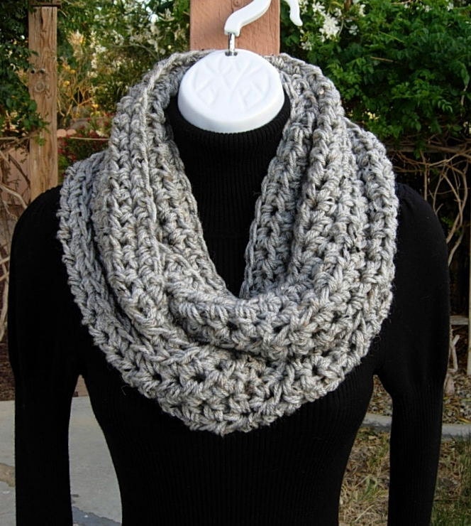 Women's INFINITY SCARF, Light Gray Loop Cowl, Grey Tweed, 100% Acrylic ...