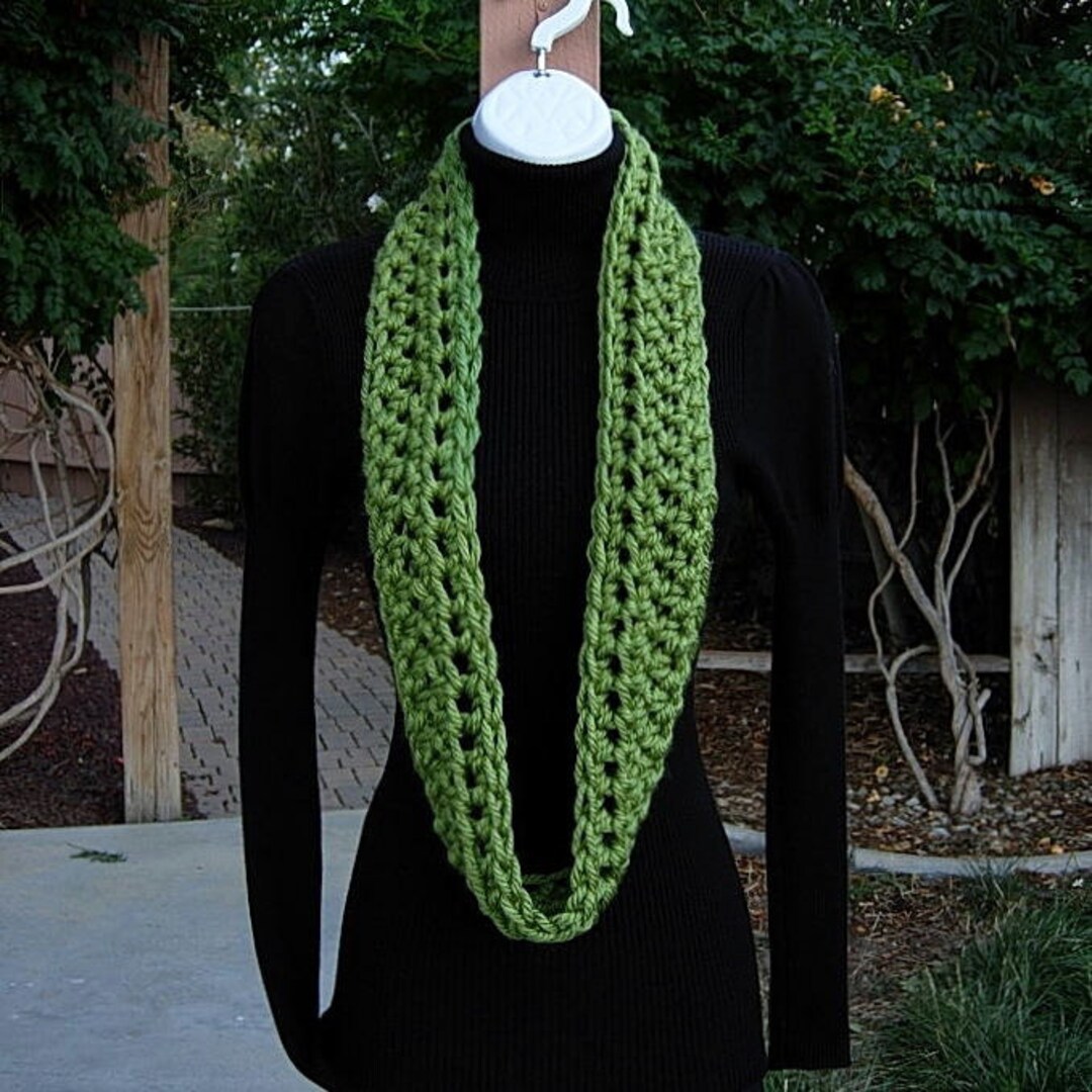Small Skinny INFINITY SCARF, Lightweight Winter Loop, Narrow Short ...