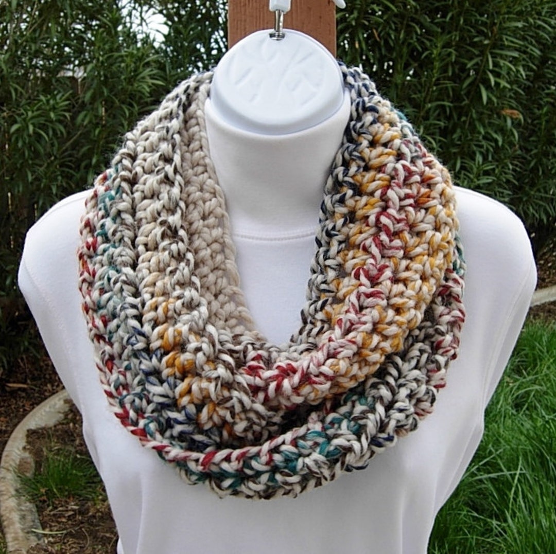 Small INFINITY SCARF, Skinny Loop Scarf, Crochet Winter Wool Cowl ...