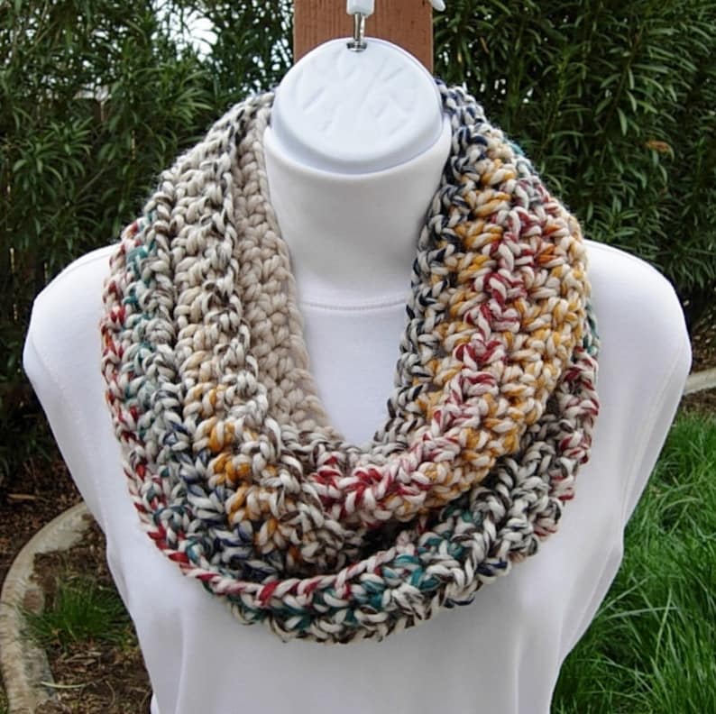 Small INFINITY SCARF, Skinny Loop Scarf, Crochet Winter Wool Cowl ...