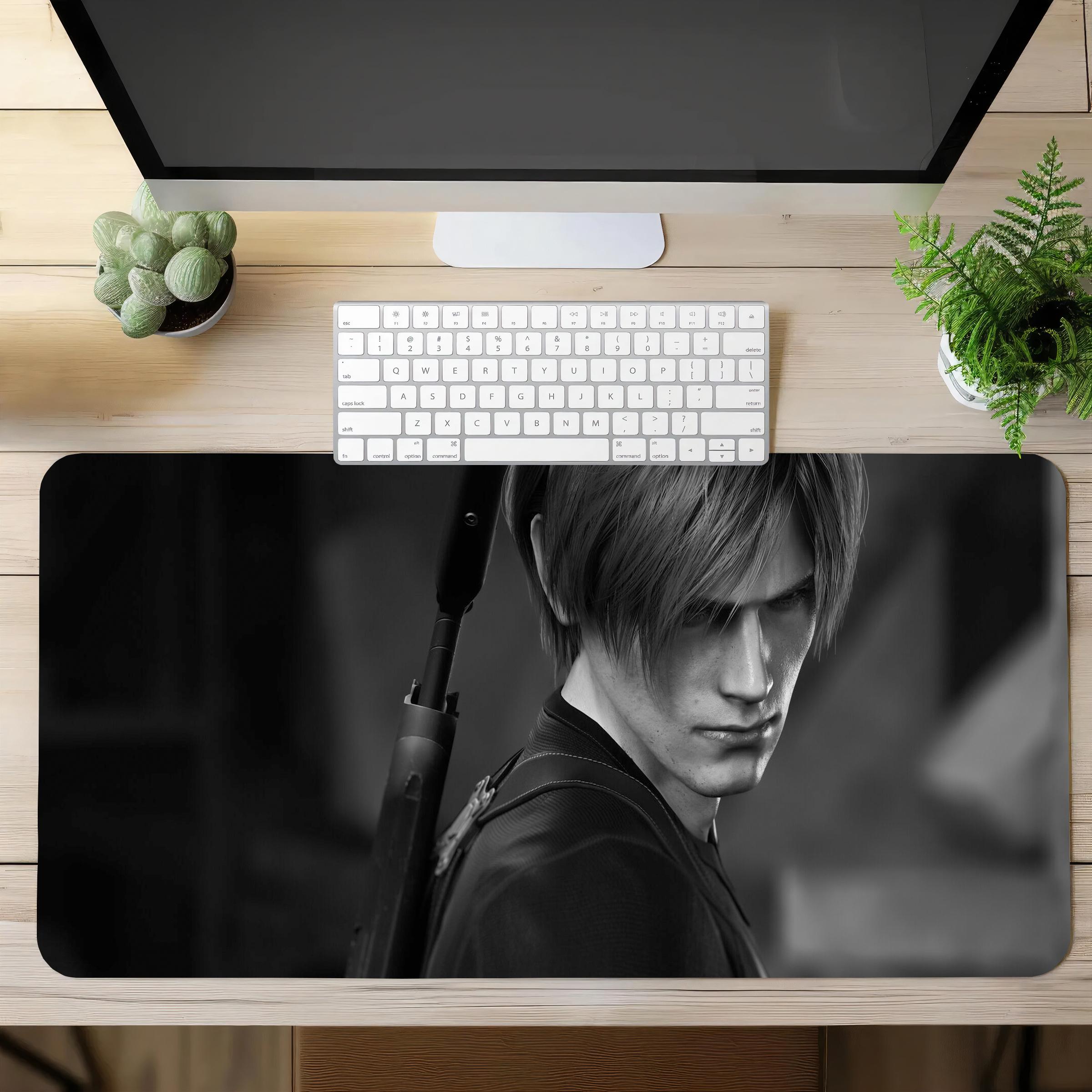 Resident Evil 4 Desk Mat | Leon Scott Kennedy Mouse Pad | Large Desk ...