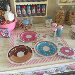 Miniature DONUT PAPER PLATES - Set of 4 - Choose 1:6 Scale or 1/12 ...
