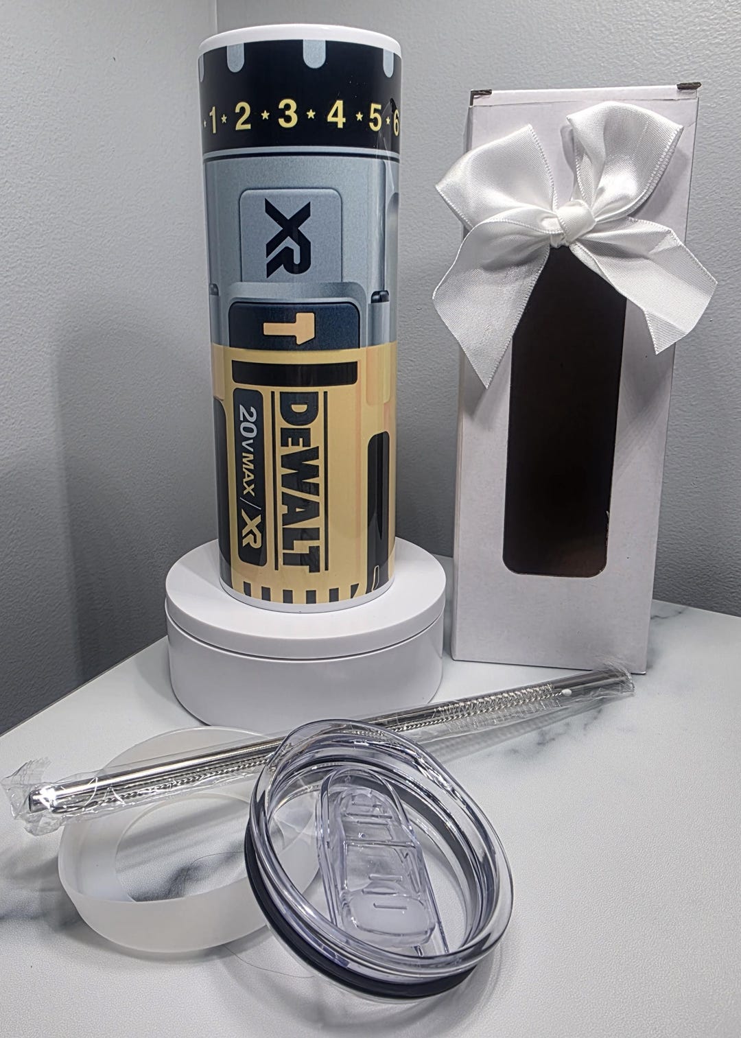 Dewalt Design 20V Mechanic Stainless Steel Tumbler, 20oz, W/ Free Gift ...