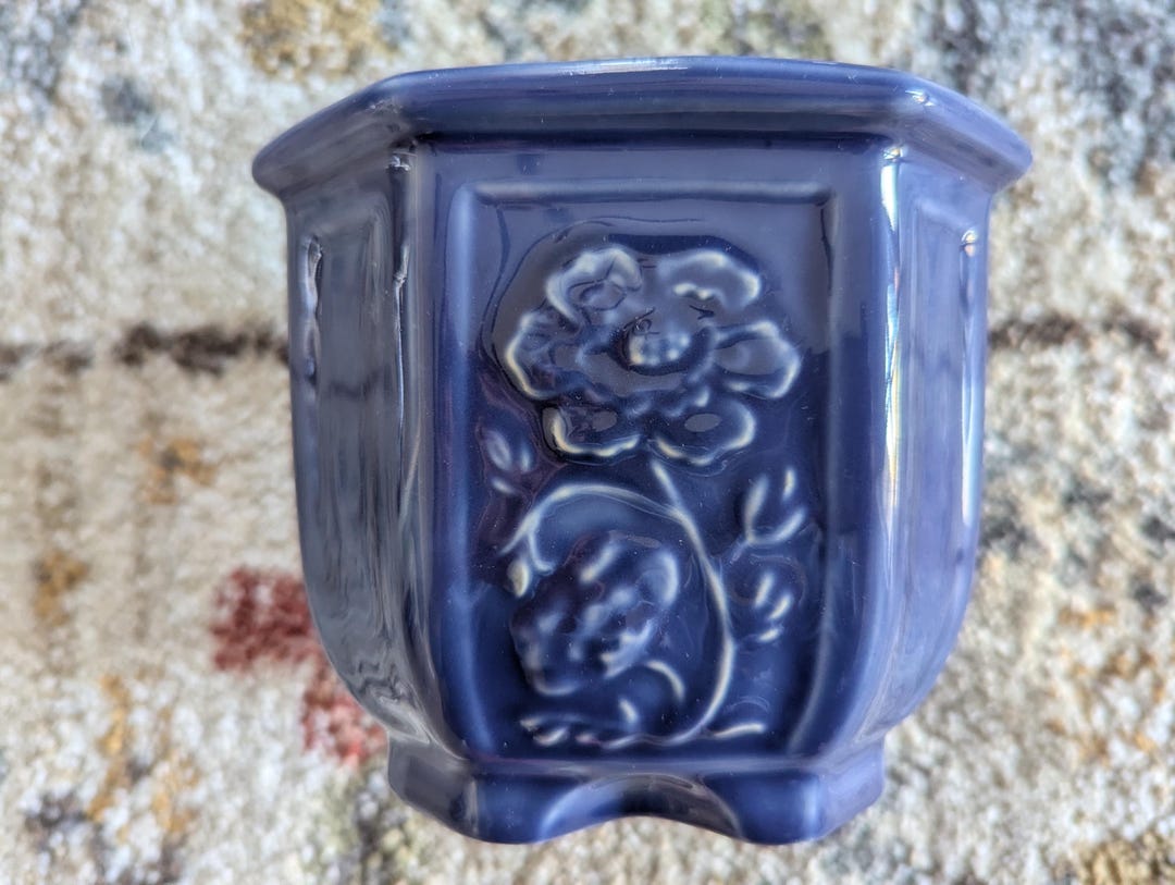 Beautiful Haeger Pottery Planter - Raised Floral Details - Cobalt Blue ...