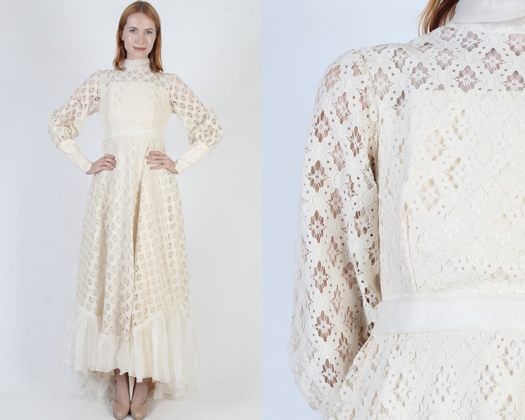 Carol Gowns for Mr Walter Wedding Gown, Vintage 70s Bridal Ceremony ...