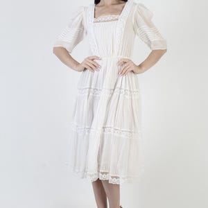 White Starina Dress, Victorian Lawn Gown, Vintage 70s Cotton Sundress ...