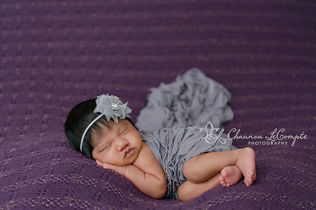 Ruffle Stretch Fabric Wrap Light Gray Newborn Photography Prop - Posing ...