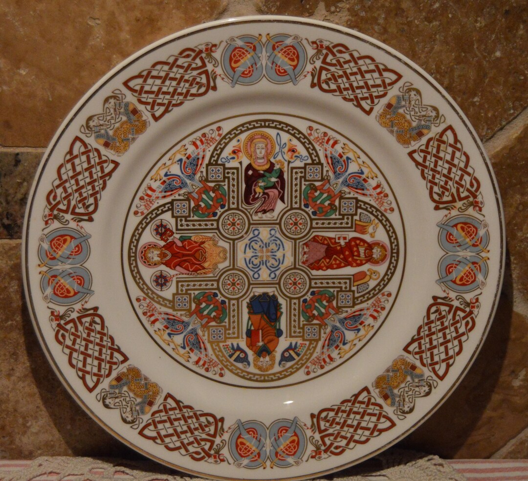 Discontinued~the Kells Plate~the Celtic Collection by Spode~made in ...