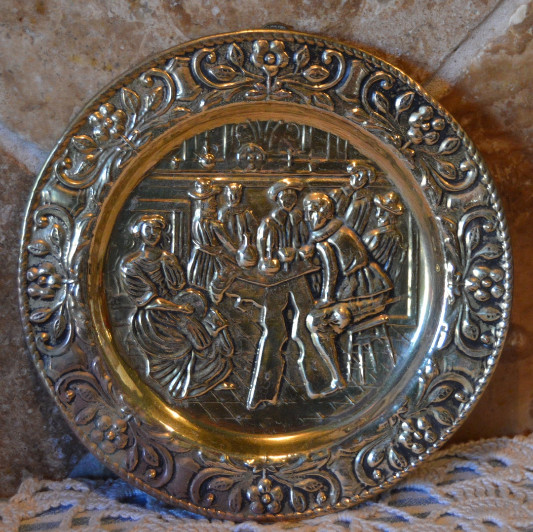 Small Brass Repose Wall Plate~people Around A Table in A Pub~just Under ...