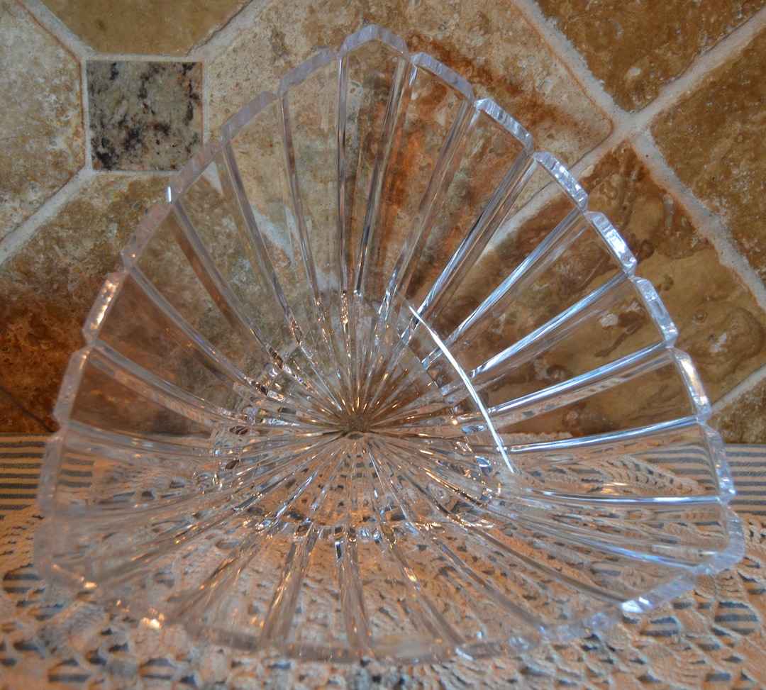 Shannon Crystal Matteo Art Deco Triangle Serving Bowl~24% Lead Crystal ...