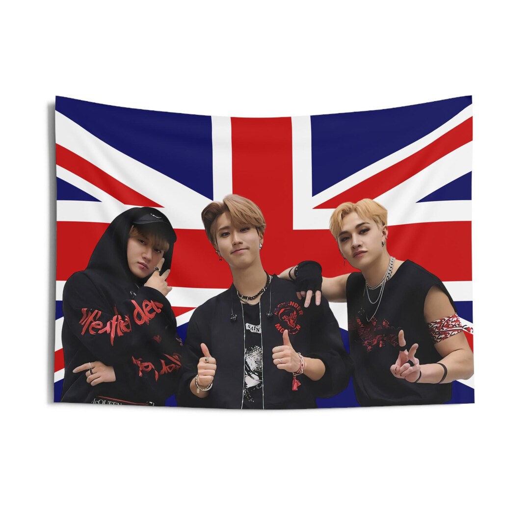 Bang Chan Han Changbin Iconic UK Flag, Stray Kids Concert Banner, SKZ ...