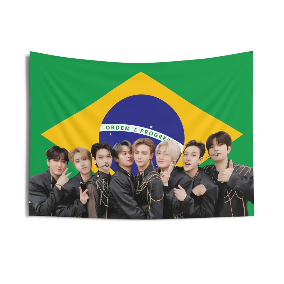 SKZ Members Group Photo Brazilian Flag, Stray Kids Brazilian Tapestry ...