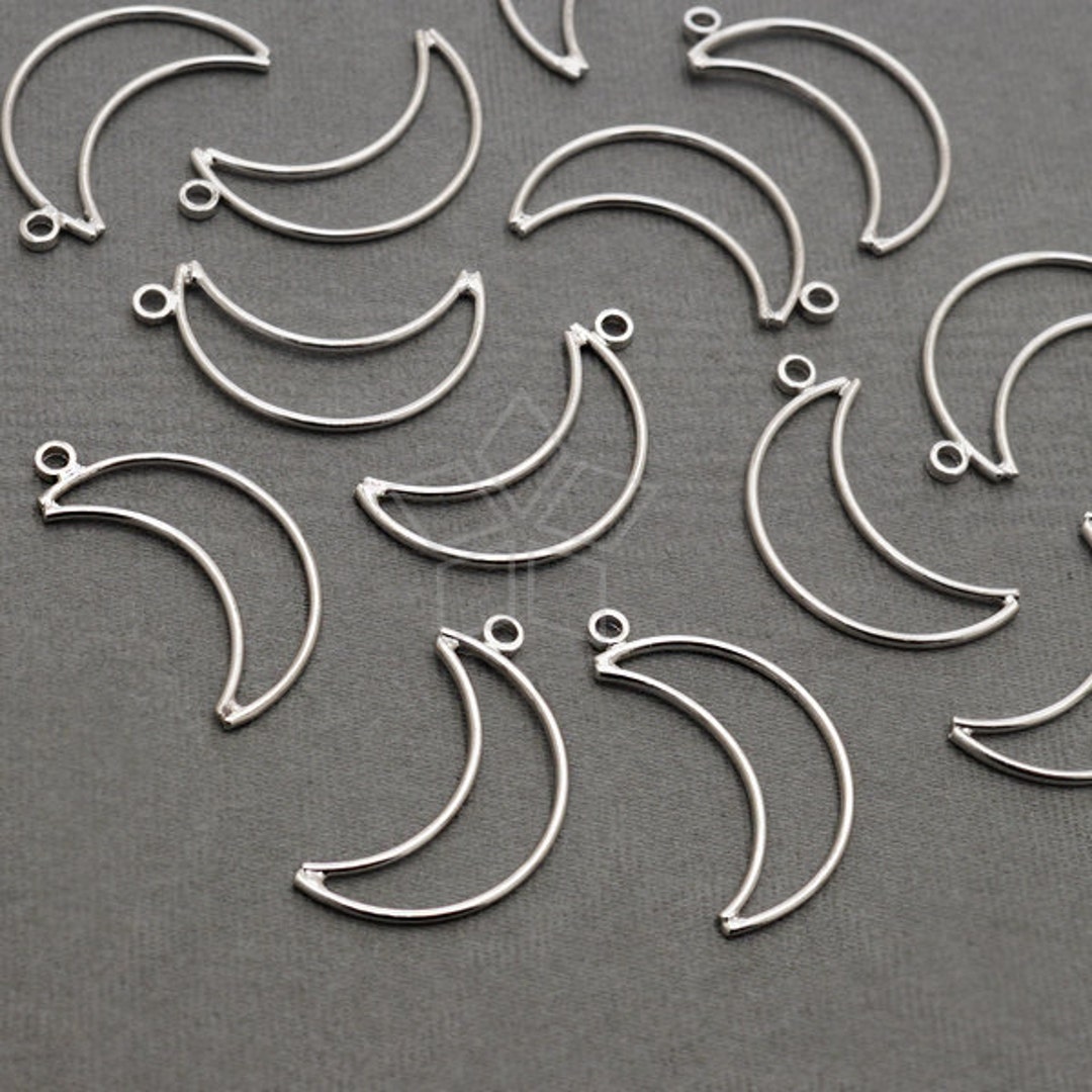 PD-1913-OR / 4 Pcs Thin Wire Crescent Moon Pendant s-size, Open Moon ...